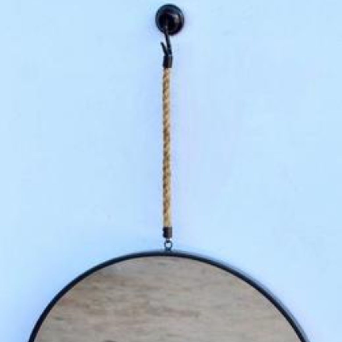 Mirror on a Rope – Orejen