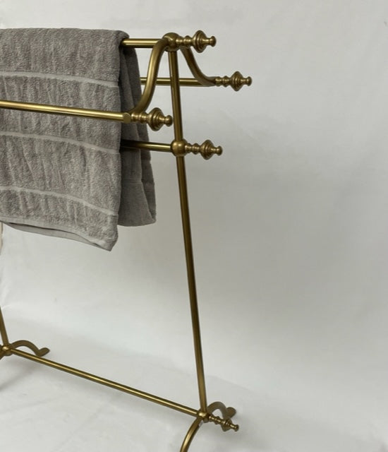 Free Standing Towel Rail – Orejen